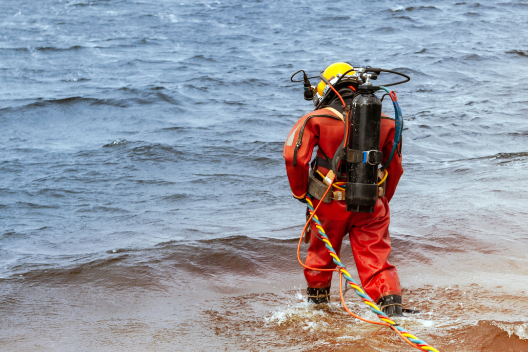 Underwater Welder: Training, Certifications, Pay, and Risk | OceanCorp
